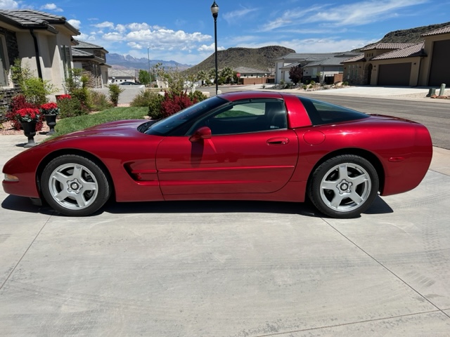 Corvette Trader.com used Corvettes for sale